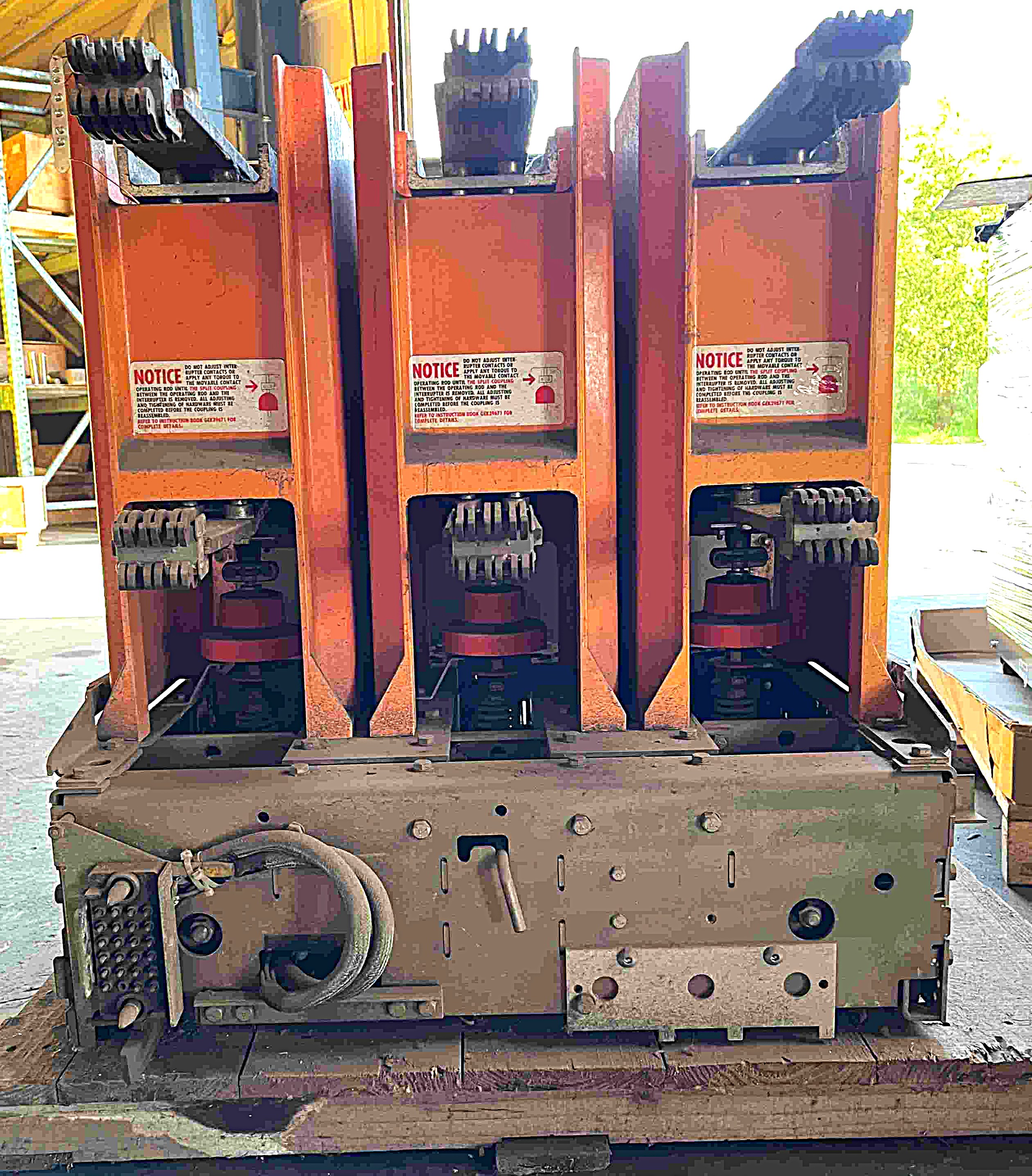 1200 AMP, 4160V, GENERAL ELECTRIC, VB1 4.16-250, VACUUM CIRCUIT BREAKER ...